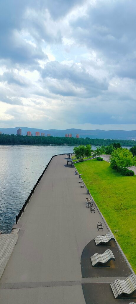 Turistik yerler Центральная набережная, Krasnoyarsk, foto