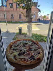 Слайс (Lieninskaja Street No:17), pizzacılar  Nesvizh'ten