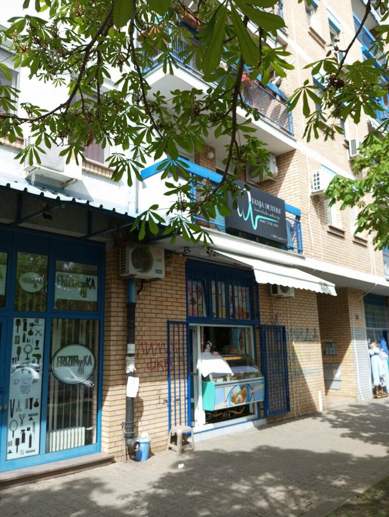 Kuaförler Frizerajka, Novi Sad, foto