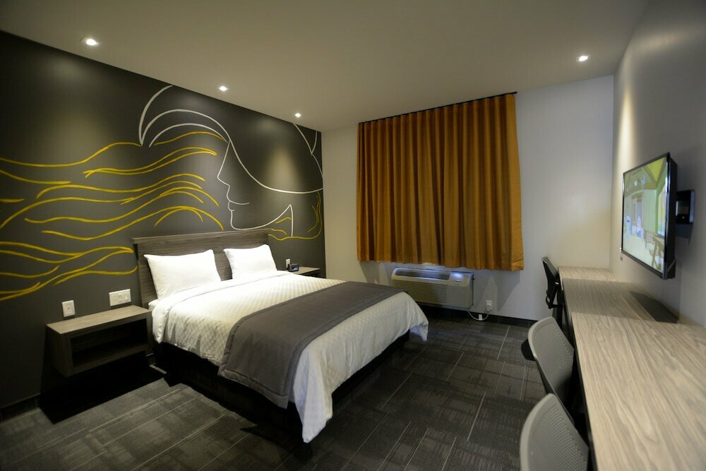 Otel Hôtel Ô Laval, Laval, foto