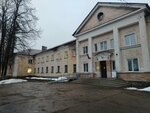 Сланцевский индустриальный техникум, учебно-производственные мастерские (Partizanskaya ulitsa No:6), yüksekokul  Slantsy'den