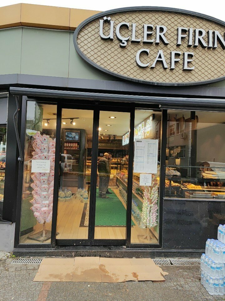 Ekmek fırını Üçler Fırın Cafe, İstanbul, foto