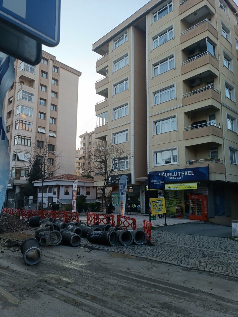 Kuaförler Adnan Bayan Kuaförü, İstanbul, foto