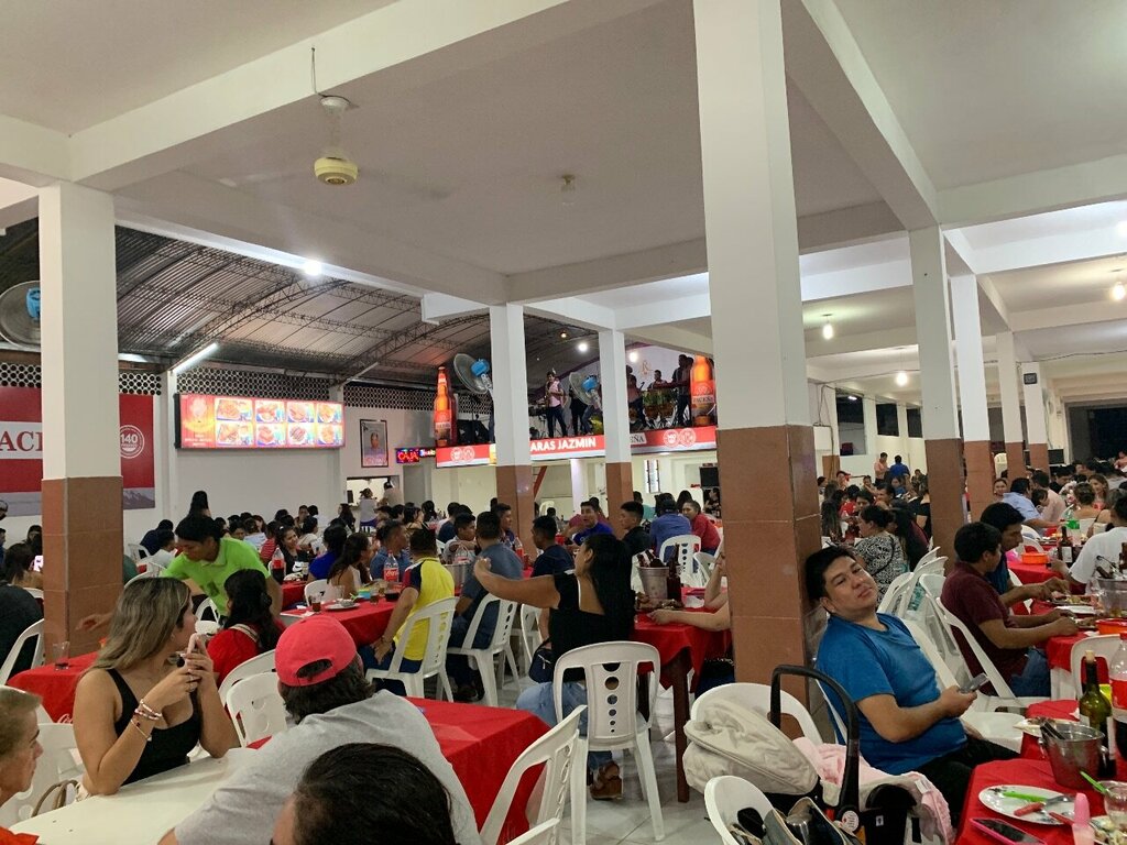 Restoran K'jaras Jazmin Oficial, Santa‑Krus, foto