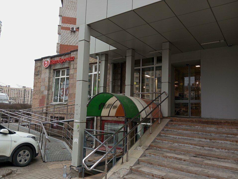 Su, ısıtma, kanalizasyon sistemleri Sankt-tehnik, Saint‑Petersburg, foto