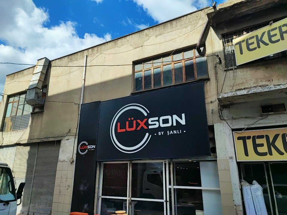 Mobilya mağazaları Lüxson by Şanlı, İzmir, foto