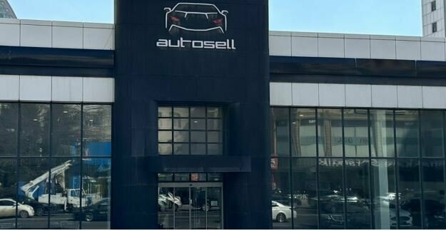 Otomobil satış galerileri Autosell Lizinq, Bakü, foto