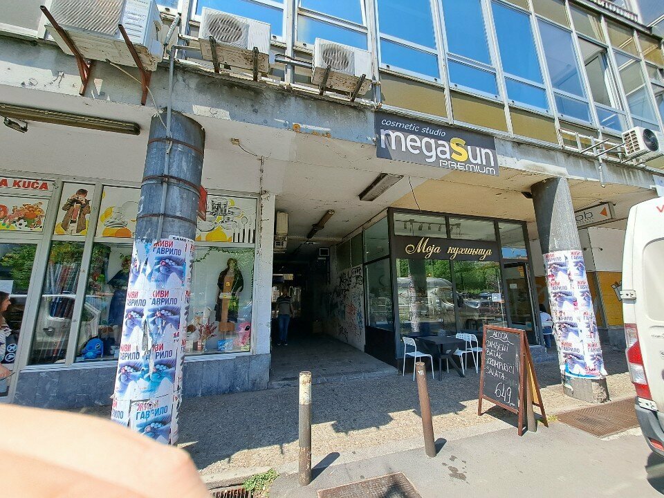 Sivil toplum kuruluşları Prijatelji Dece Srbije, Belgrad, foto