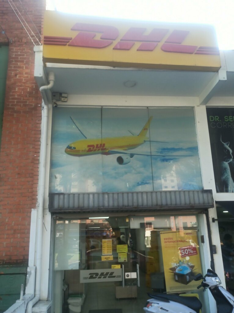 Kurye hizmetleri DHL Express, Cali, foto
