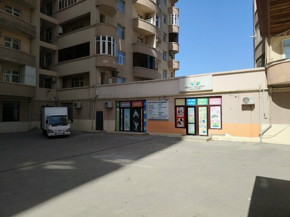 Kurs Baku Talent Center, Bakü, foto