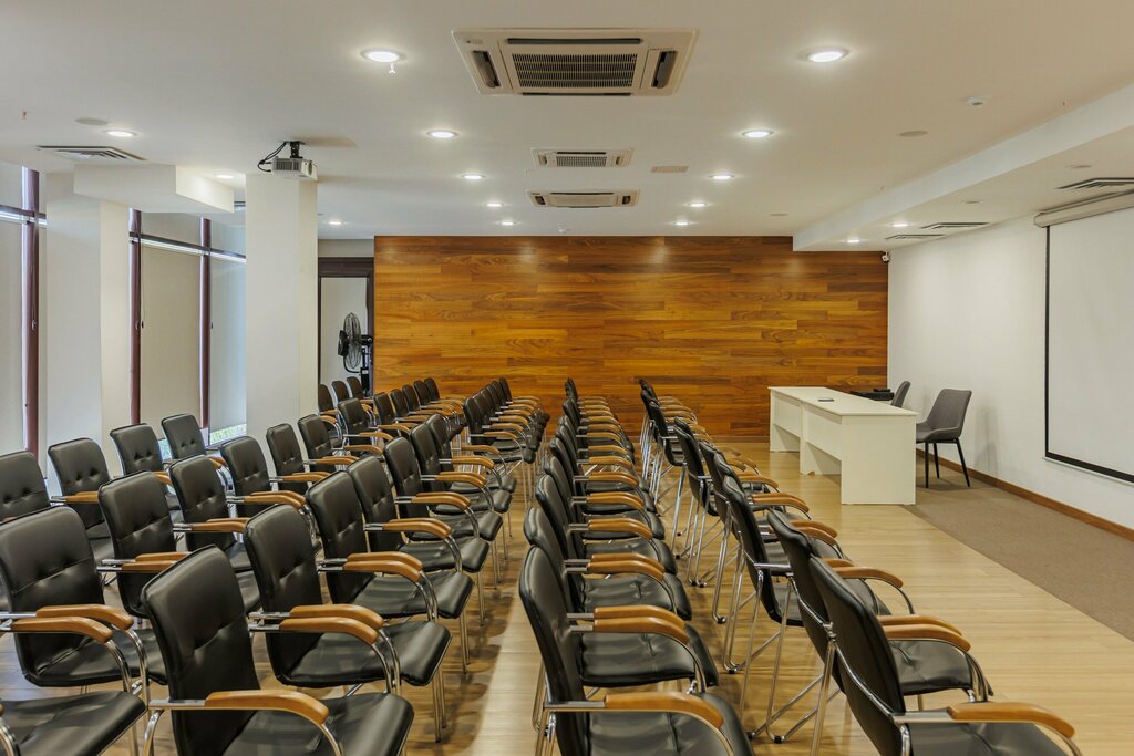 Konferans ve toplantı salonları Conference room Monto, Makhachkala, foto
