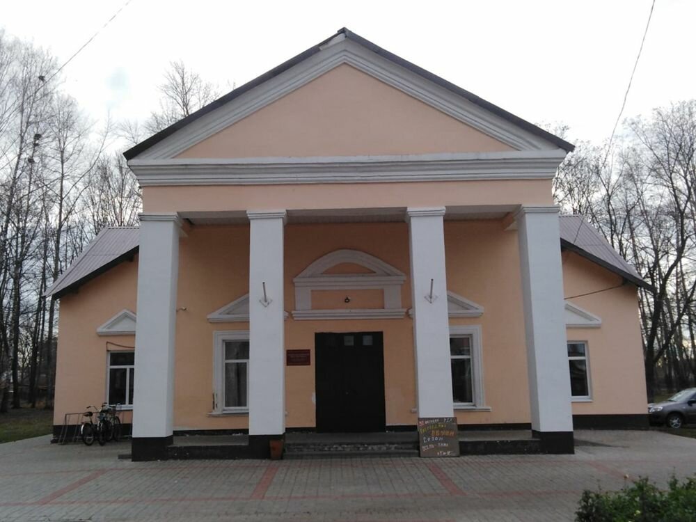 Sinemalar Умётский ДК, Tambovskaya oblastı, foto