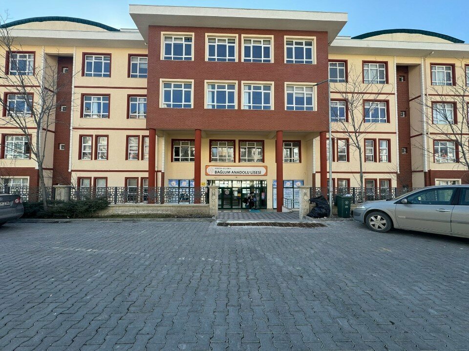 Lise Bağlum Anadolu Lisesi, Ankara, foto