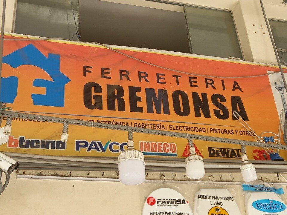 Ev temizlik ürünleri Ferretería Gremonsa, Lima, foto