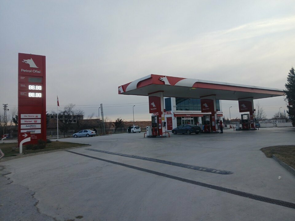 Benzin istasyonu Petrol Ofisi, Konya, foto