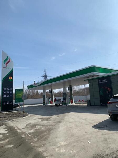 Benzin istasyonu Tatneft, Novosibirsk, foto