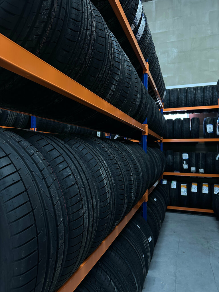 Jant ve lastikçiler Шинный центр на Шилова, Gomel, foto