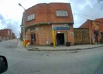 Lubricants Santa Vera Cruz (Department of La Paz, Provincia Murillo, El Alto, Calle Pacífico, 1264), oto döşeme  El Alto'dan