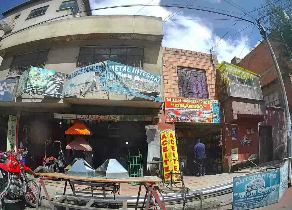 Metal eşya tamircileri Gutter Workshop, La Paz, foto