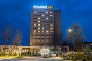Hotel Cetate Imparatul Romanilor (Ilfov County, Popești Leordeni, Strada Unirii, 3), otel  Alba Iulia'dan