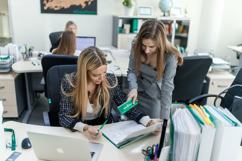 Muhasebeciler Global Finance, Novokuybyşevsk, foto