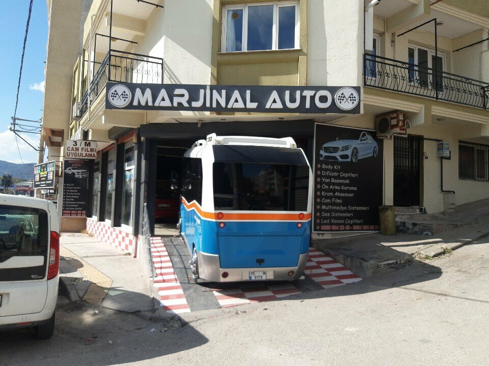 Oto aksesuarları Marjinal Auto, İzmir, foto
