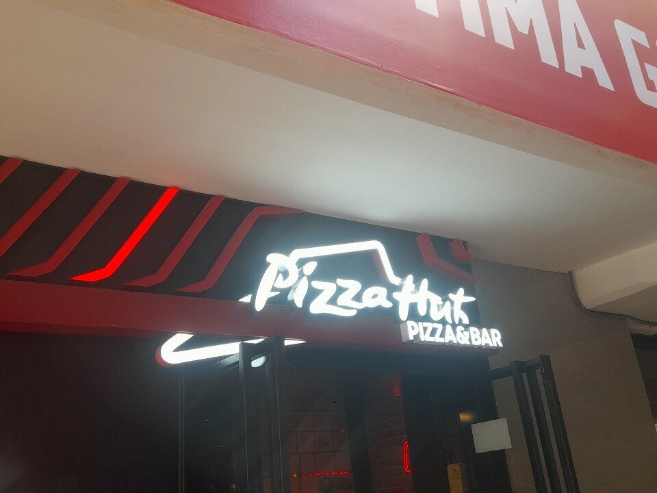 Pizzacılar Pizza Hut, Lima, foto