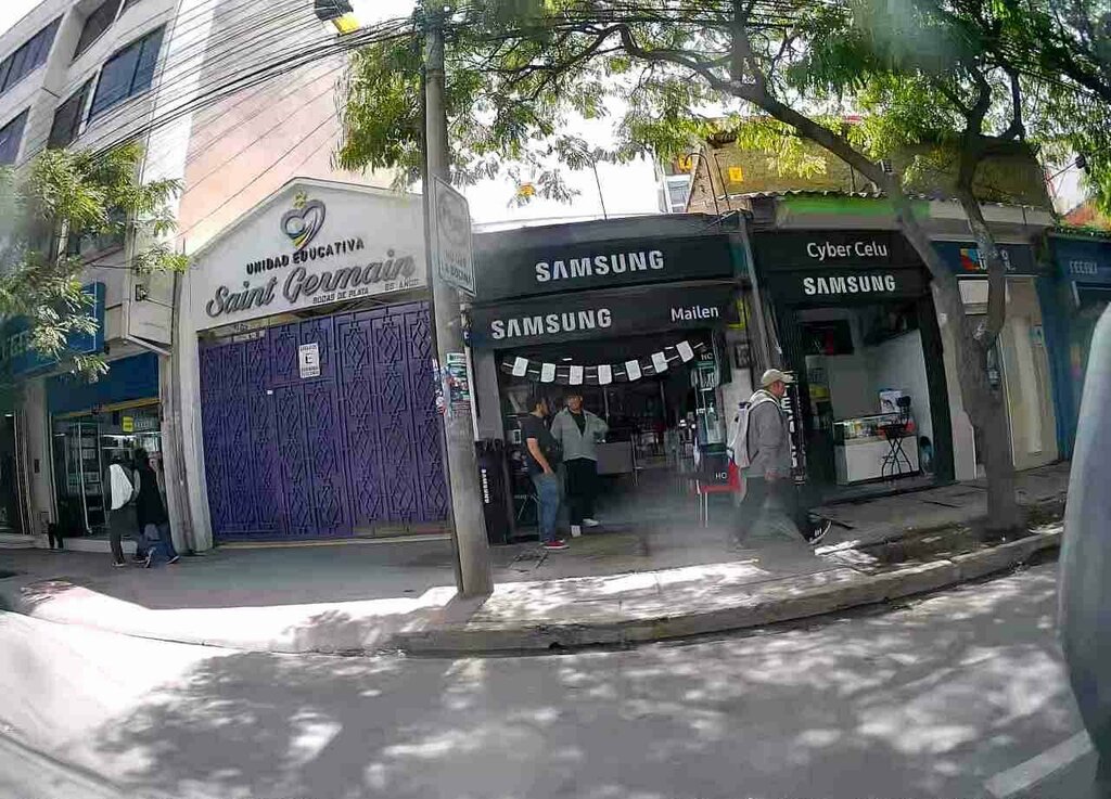 Elektronik eşya mağazaları Cyber Celu, Cochabamba, foto