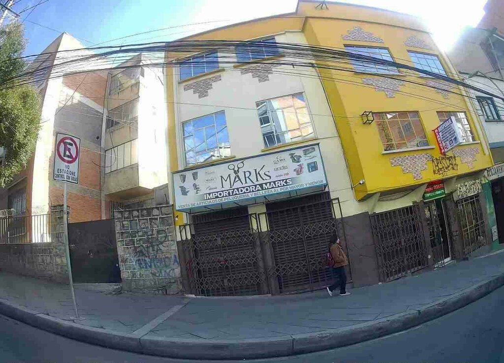 Kozmetik ve parfümeri mağazaları Importadora Marks 2.0, La Paz, foto