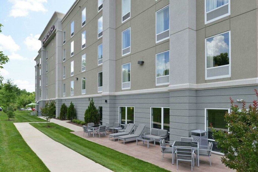 Otel Hampton Inn & Suites Greensboro/Coliseum Area, Kuzey Carolina Eyaleti, foto