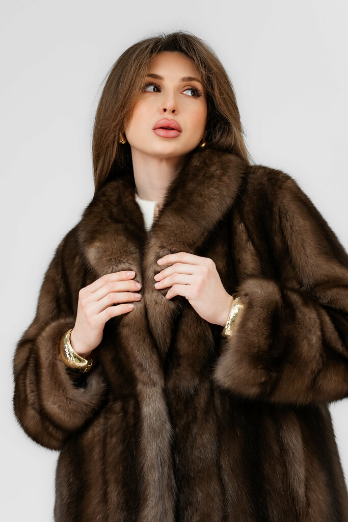 Kürk ve deri giyim mağazaları Lama, Kislovodsk, foto