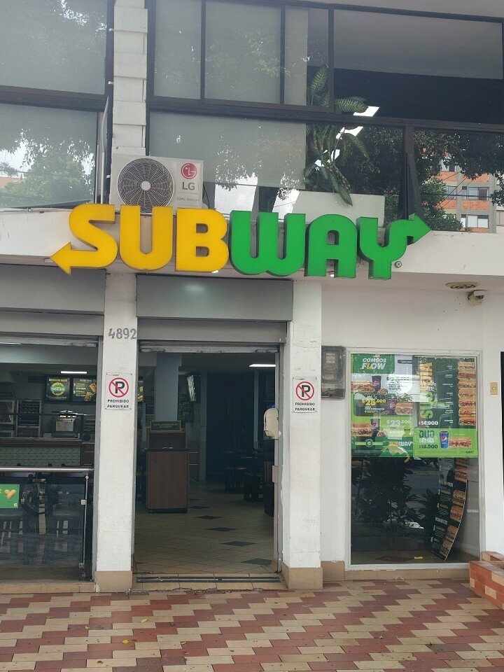 Restoran Subway, Medellin, foto