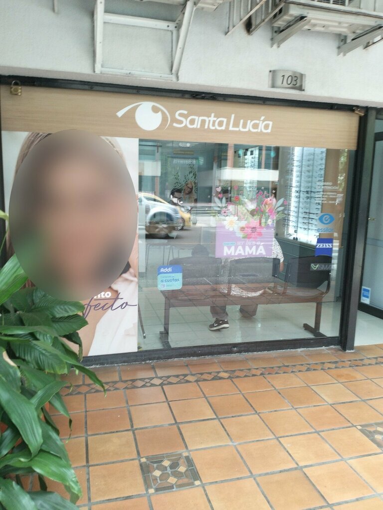 Optik Óptica Santa Lucía - Suramericana, Medellin, foto