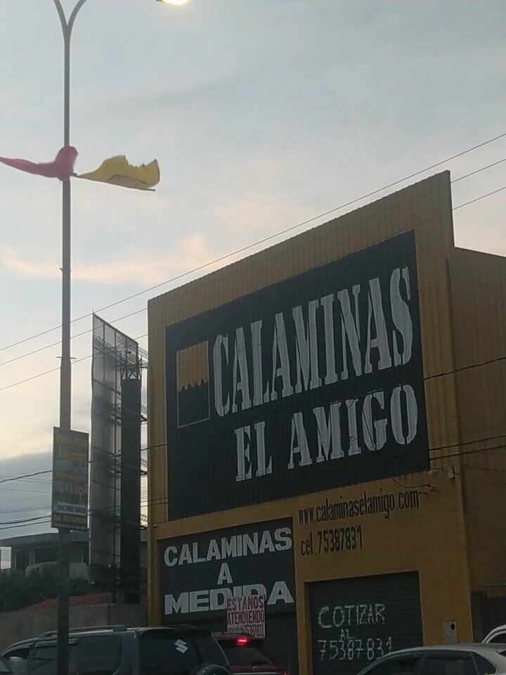 Yapı mağazası Calaminas El Amigo Plan 3000, Santa‑Krus, foto