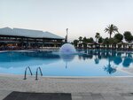 Queen's Park Lejardın (Kiriş Mah., Sahil Cad., No:7, Kemer, Antalya), yüzme havuzları  Kemer'den