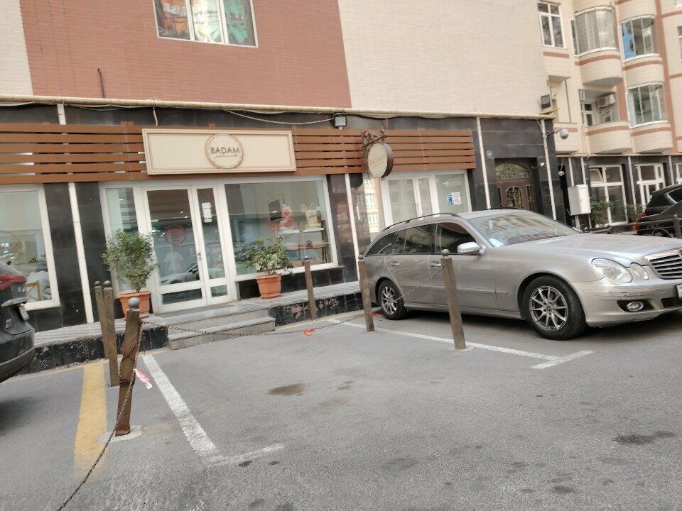 Pasta, şekerleme ve tatlı Badam, Bakü, foto