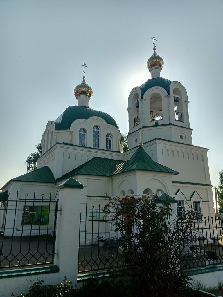 Ortodoks kiliseleri Церковь Пантелеимона Целителя, Udmurtiya, foto
