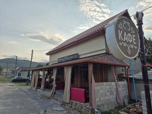 Лидия (Kabardino-Balkarian Republic, Baksanskiy District, selskoye poseleniye Zhankhoteko, A-158, uchastok Baksan - Elbrus, 29-y kilometr), kafe  Kabardino‑Balkarya'dan