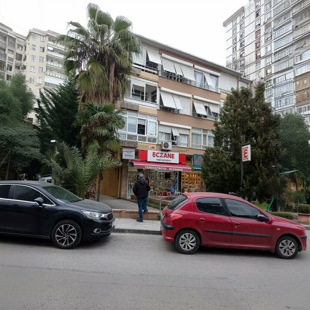 Eczaneler Yeni Hatboyu Eczanesi, İstanbul, foto