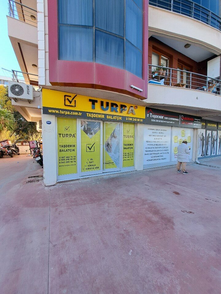 Emlak ofisi Turpa Taşdemir Balatçık, İzmir, foto