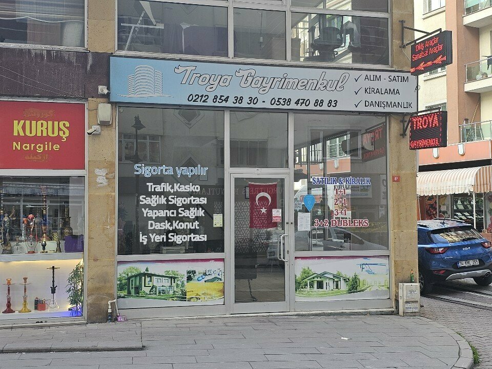 Emlak ofisi Troya, İstanbul, foto