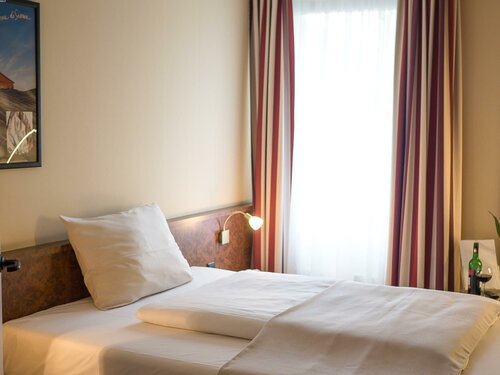 Otel Hotel Primula, Troisdorf, foto