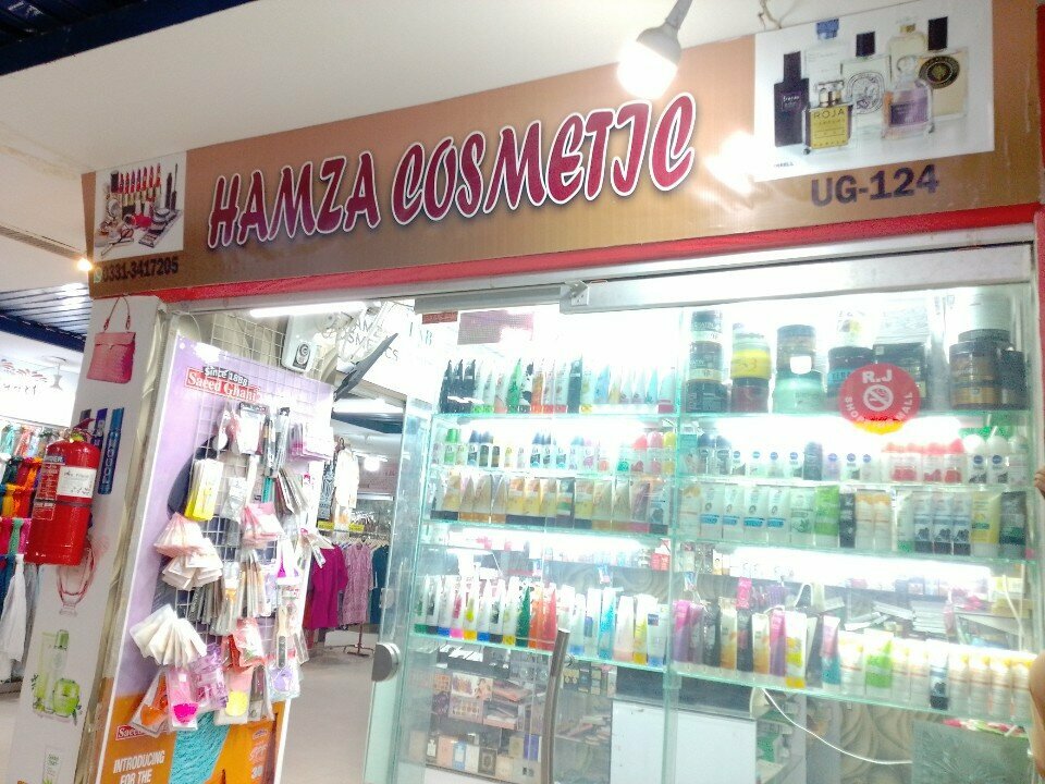 Kozmetik ve parfümeri mağazaları Hamza, Karaçi, foto