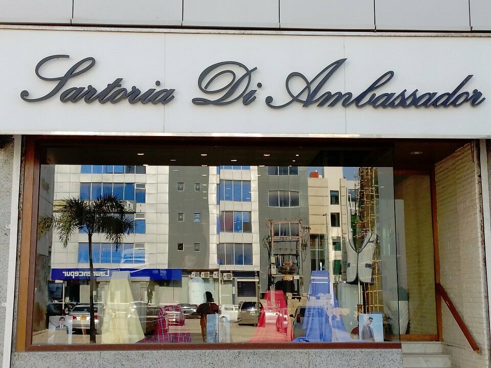 Giyim mağazası Lartoria di ambassador, Karaçi, foto