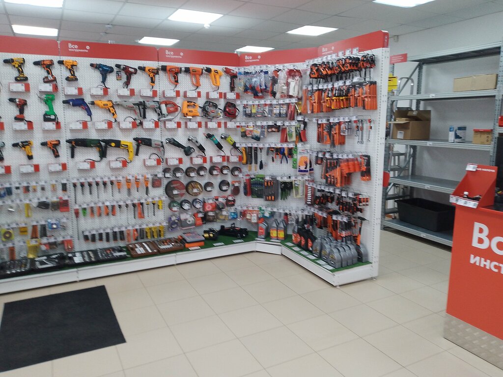 Elektrik ve benzinle çalışan aletler Vseinstrumenti.ru, Astrahanskaya oblastı, foto