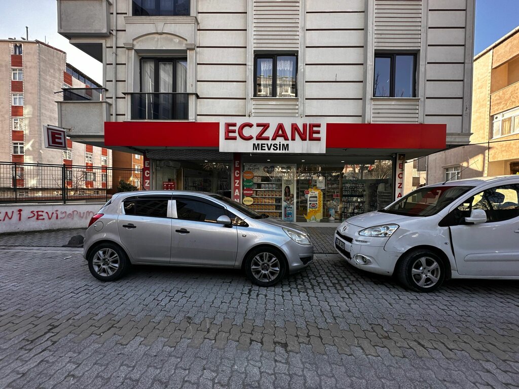 Eczaneler Eczane Mevsim, İstanbul, foto