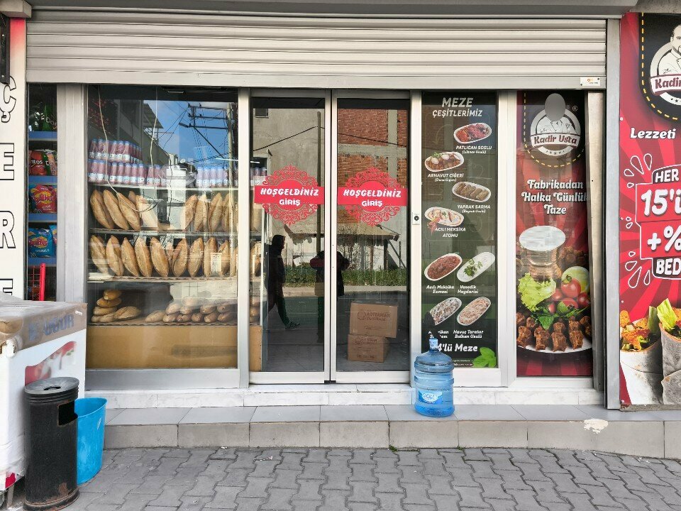 Market Merve Market, İzmir, foto