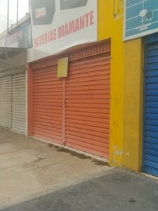 Baterías Diamante Doble VIA (Santa Cruz de la Sierra, Distrito Municipal 10, Avenida Doble Vía La Guardia), otel  Santa‑Krus'tan