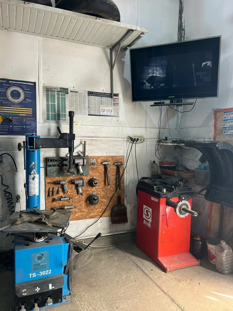 Otomobil servisi Автосервис, Kırım Cumhuriyeti, foto