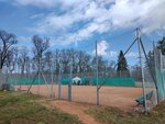 Теннисный корт (St. Petersburg, Pushkin, Aleksandrovskiy park), tenis kortu  Puşkin'den